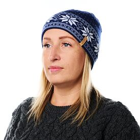 Winter caps with norwegian pattern - Woolville.com