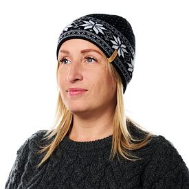 Winter caps with norwegian pattern - Woolville.com
